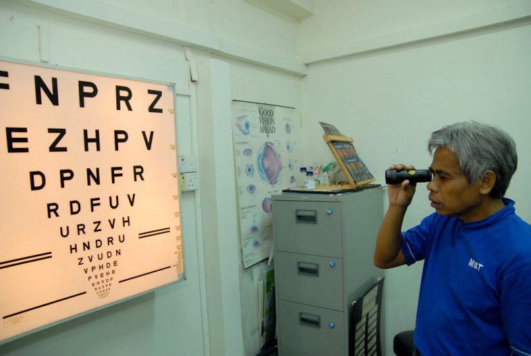 Hal Penting yang Perlu Diketahui Mengenai Masalah Penglihatan Low ...
