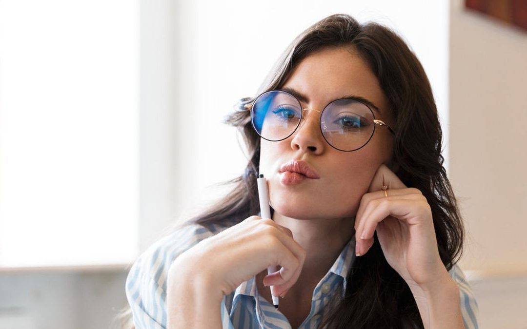 Bagaimana Anda Tahu Apabila Sedang Mengalami Low Vision? | VIO Optical ...