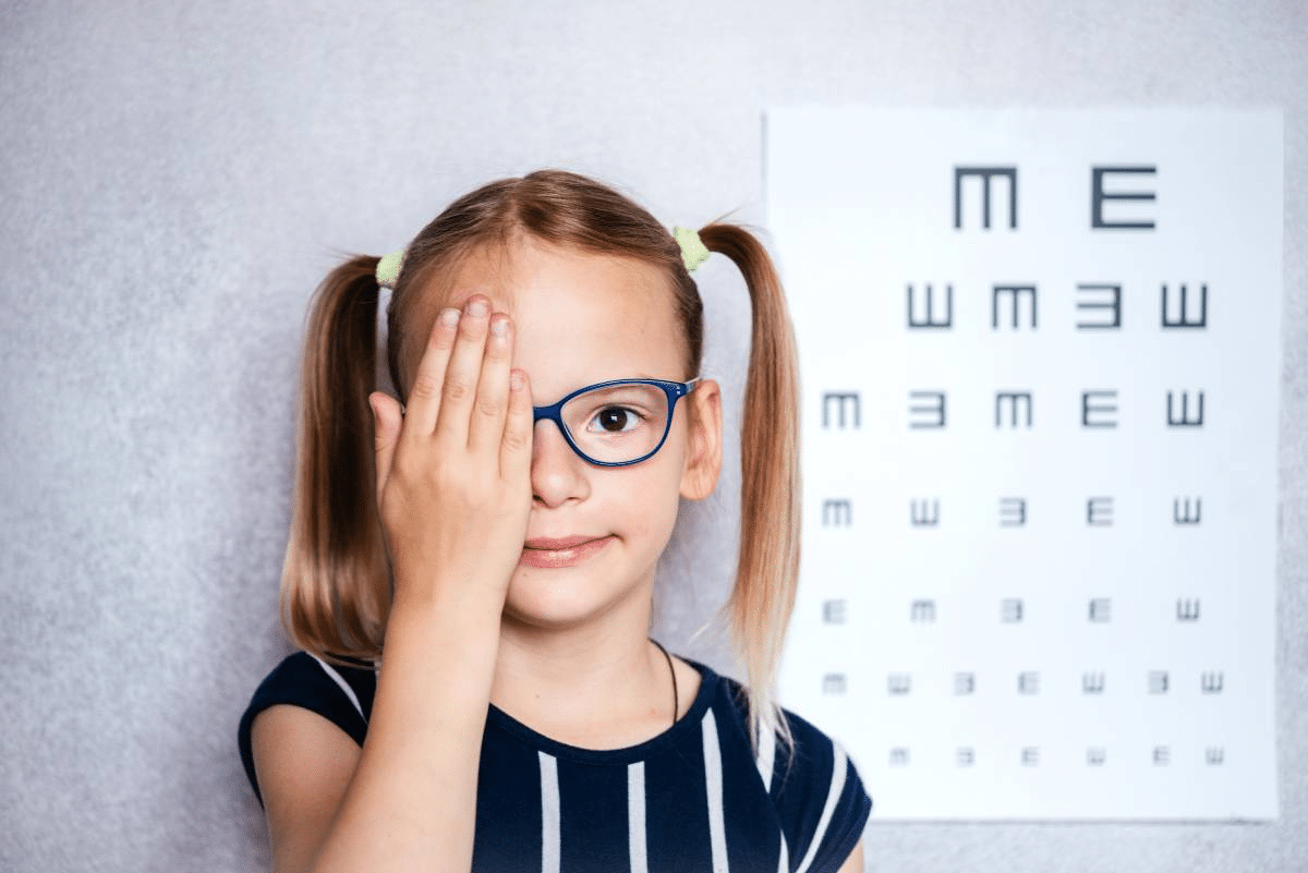 Solusi Melalui Vision Therapy: Strabismus, Ambliopi, dan Tantangan ...