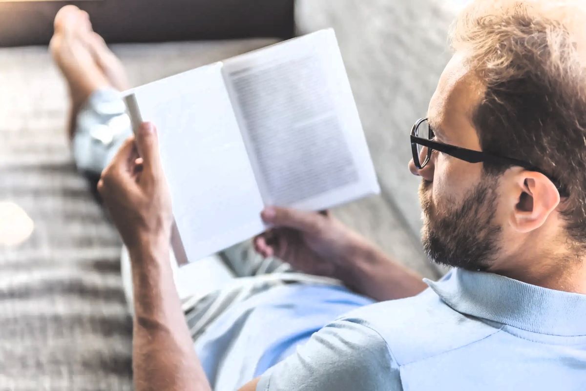 Benarkah Memakai Kacamata Terus-Menerus Bisa Merusak Mata? Ini Faktanya ...